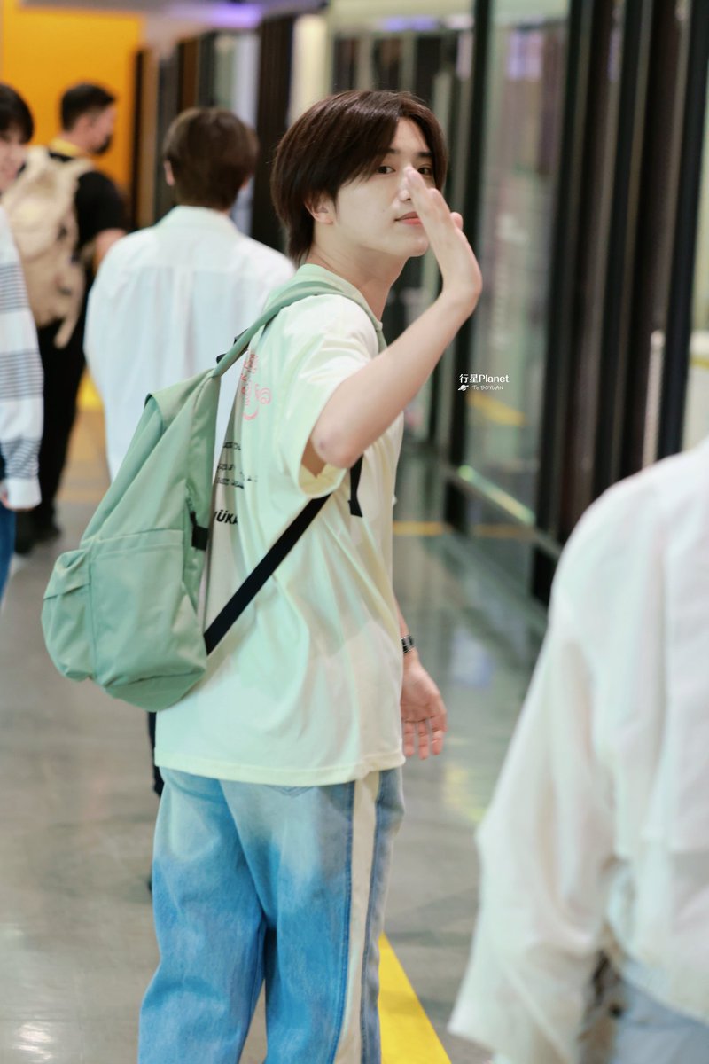 BoYuan Archive 🦋 on Twitter: "230330 💚 BoYuan at INTO1's "GROWN UP" Offline Exhibition in ...