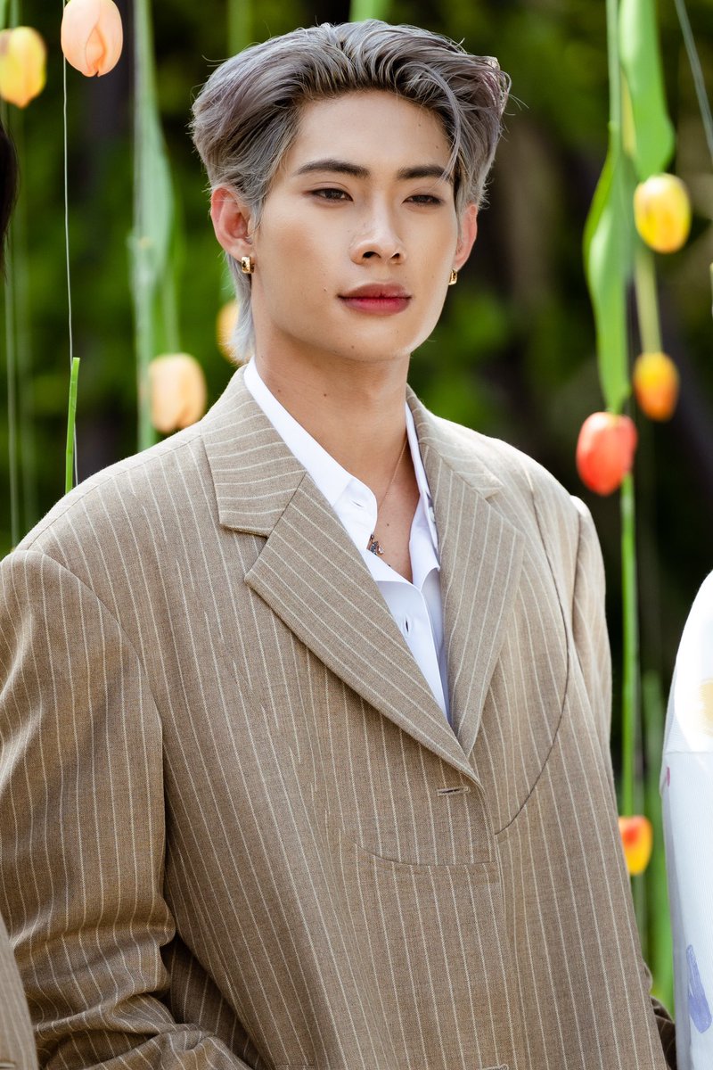 TUTOR TOGETHER on Twitter: "𝐕𝐀𝐍𝐈𝐋𝐋𝐈𝐍 𝐒𝐏𝐑𝐈𝐍𝐆 𝐒𝐔𝐌𝐌𝐄𝐑 𝟐𝟎𝟐𝟑 𝐅𝐀𝐒𝐇𝐈𝐎𝐍 𝐒𝐇𝐎𝐖 #VANILLINSS23 #TutorKrp # ...