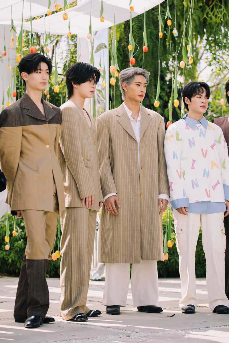 TUTOR TOGETHER on Twitter: "𝐕𝐀𝐍𝐈𝐋𝐋𝐈𝐍 𝐒𝐏𝐑𝐈𝐍𝐆 𝐒𝐔𝐌𝐌𝐄𝐑 𝟐𝟎𝟐𝟑 𝐅𝐀𝐒𝐇𝐈𝐎𝐍 𝐒𝐇𝐎𝐖 #VANILLINSS23 #TutorKrp # ...