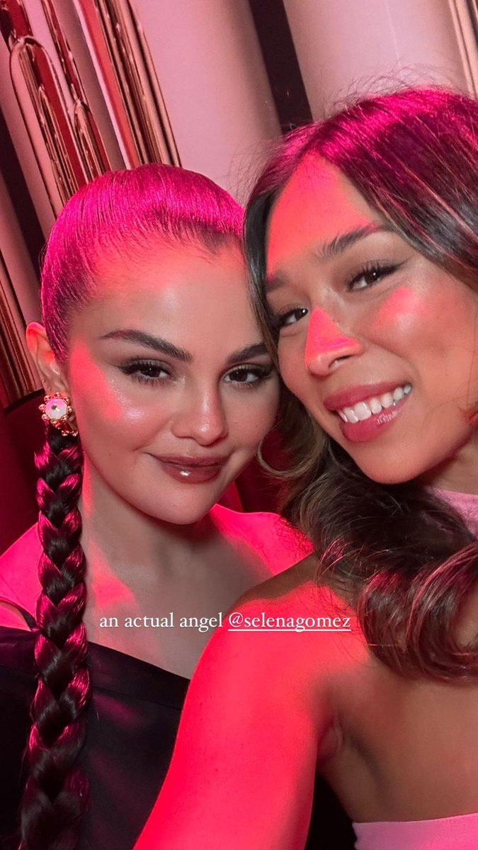 📷 March 29: Selena Gomez at the Rare Beauty event in New York. (via laurenwolfe) Selena Gomez ...