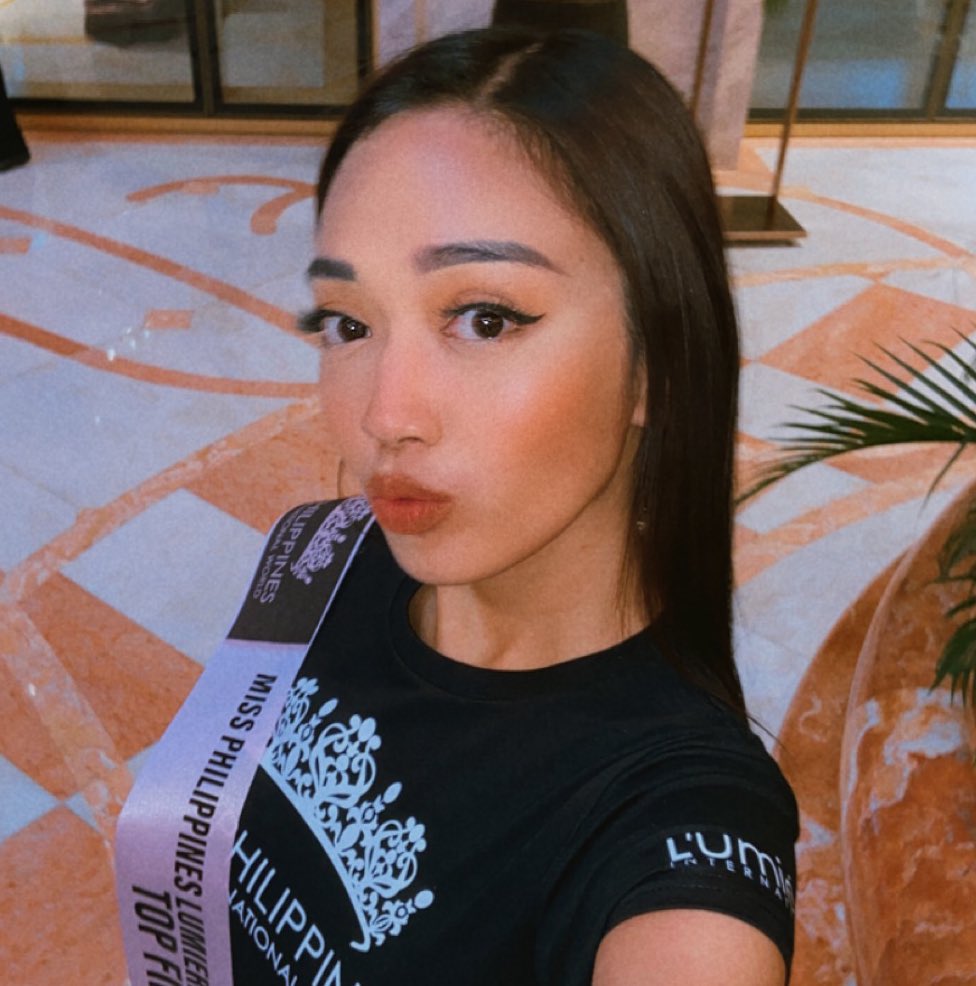 nadi 🌸 COMMISSIONS OPEN!!! on Twitter: "using twitter like a slam book pronouns : she/her height ...