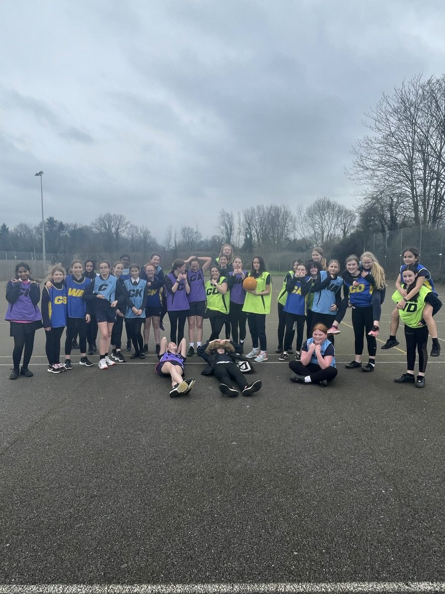 The Emmbrook School - Home