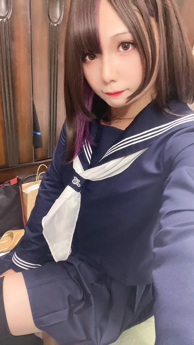 penguinQHQ on Twitter: "難得這次拍的服裝沒有瑟瑟版本呢XD https://furuke.com/posts/penguinQHQ-1678807533… #伪娘 ...