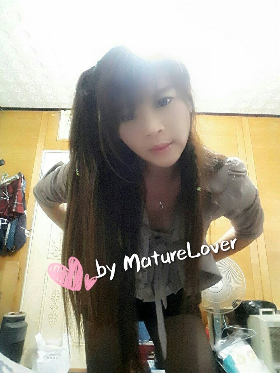 熟女天堂MatureLover on Twitter: "【原創】 44歲百變熟女 不同風格的她 你喜歡哪一個她? 支持原創，更多照片都在Fansone https://fansone.co ...