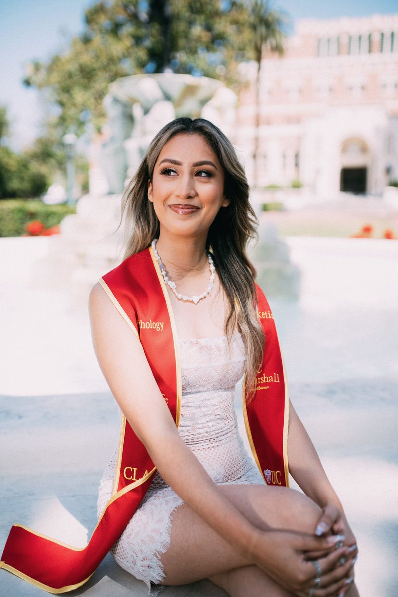 brian terada on Twitter: "ITS OFFICIALLY GRAD SEASON 🎓Now booking grad shoots! DM me to book a ...