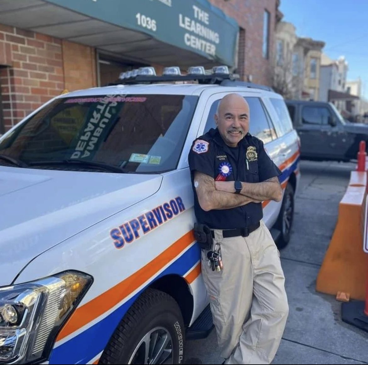 NYC EMS Watch on Twitter: "RT @gueromedico: Today @MaimonidesEms Paramedic supervisor Nino ...