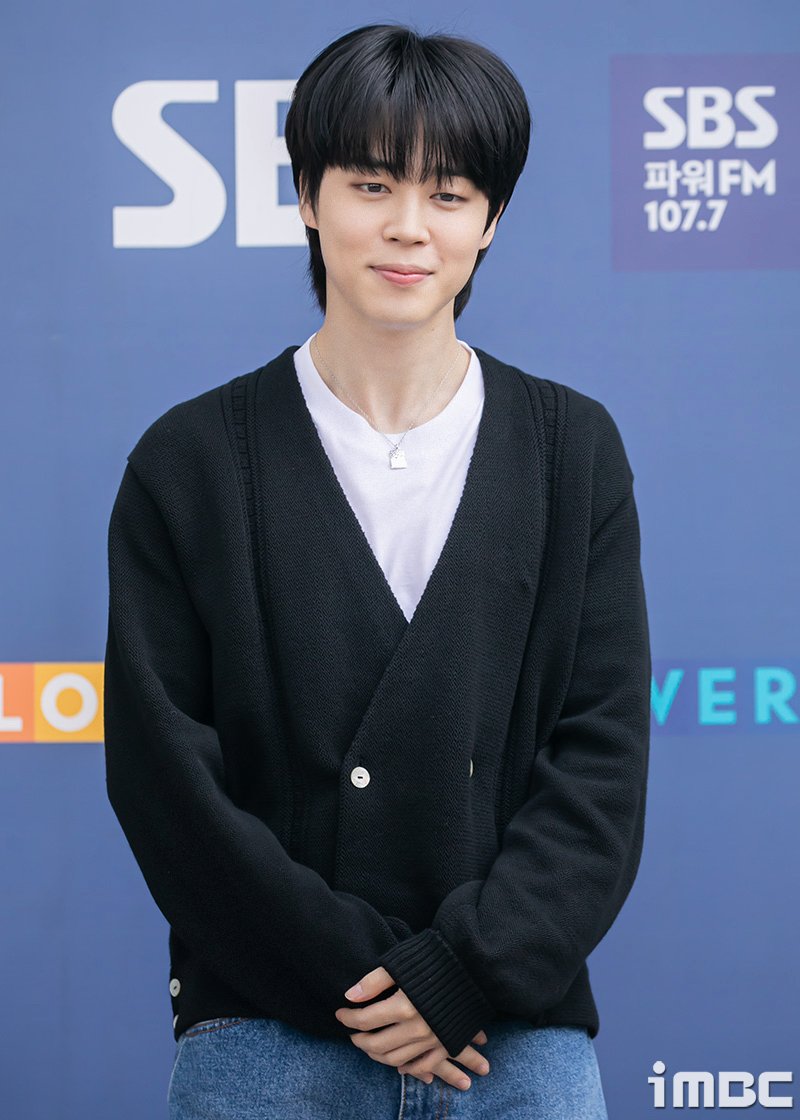 iMBC연예 on Twitter: "BTS 지민, 단정한 민이~ #방탄소년단 #BTS #지민 #JIMIN #FACE [iMBC 직찍 5장] https://enews.imbc ...