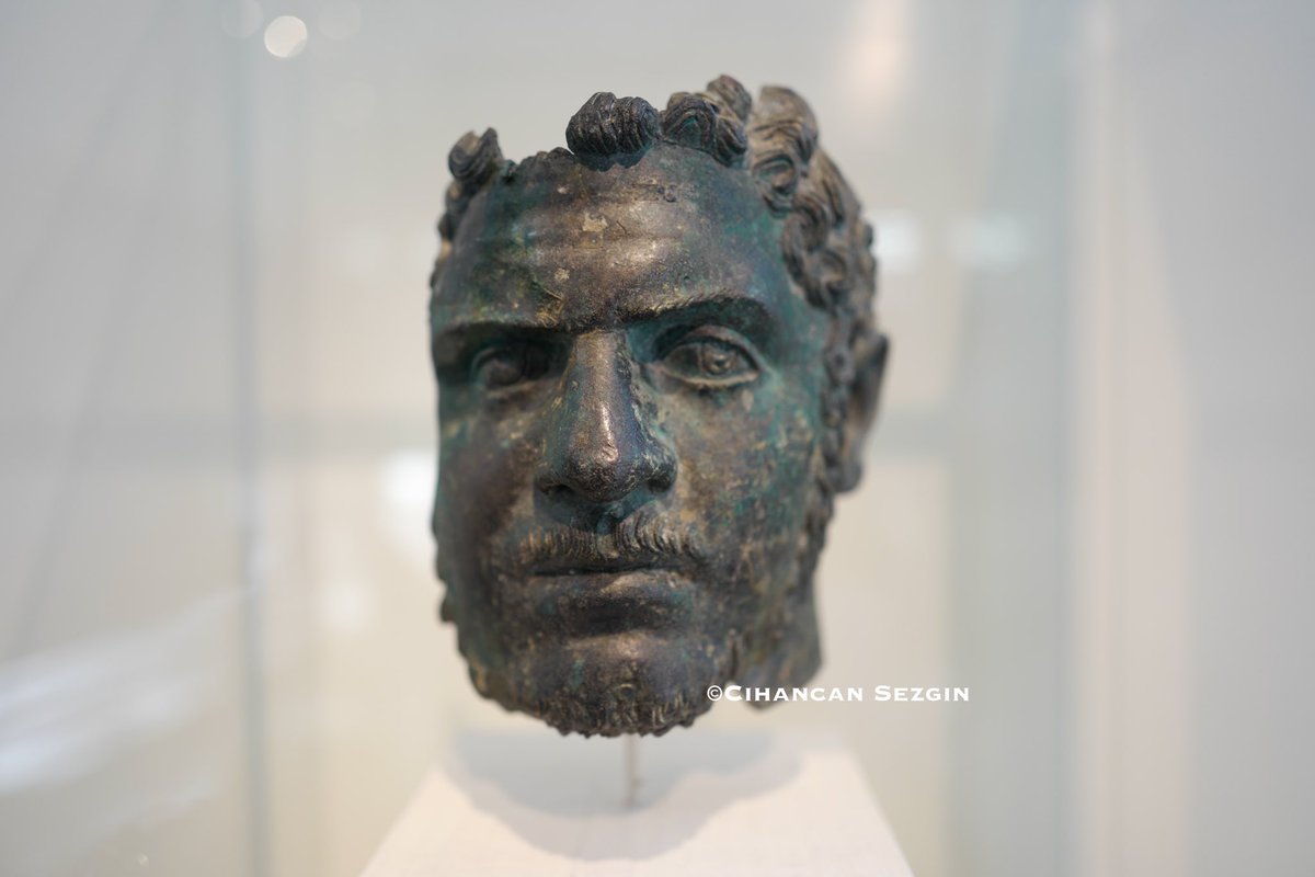 Cihancan on Twitter: "I took these photos of Caracalla in the Met, NY back in November 2020 ...