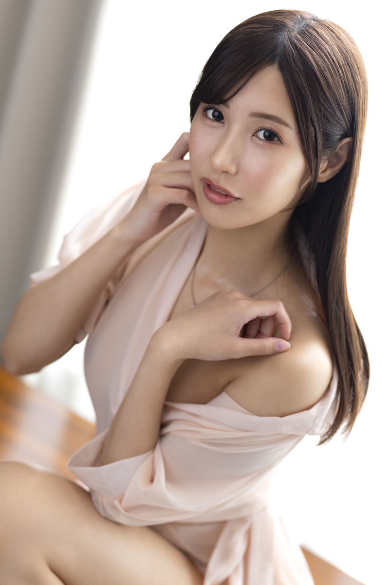 🌃ミッドナイト🍐💦 on Twitter: "RT @mizuhata_asami: VR撮影についてゼロから丁寧に教えて下さった味噌煮KOMI監督さん とても優しい方でした🤍"