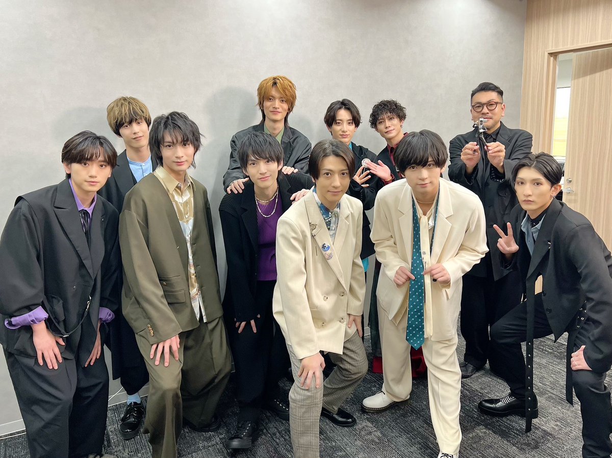 和田雅成 On Twitter 『映画刀剣乱舞 黎明 』 初日舞台挨拶 ありがとうございました この作品が 深く愛されていきますように 最近おハマりイヤーカフ