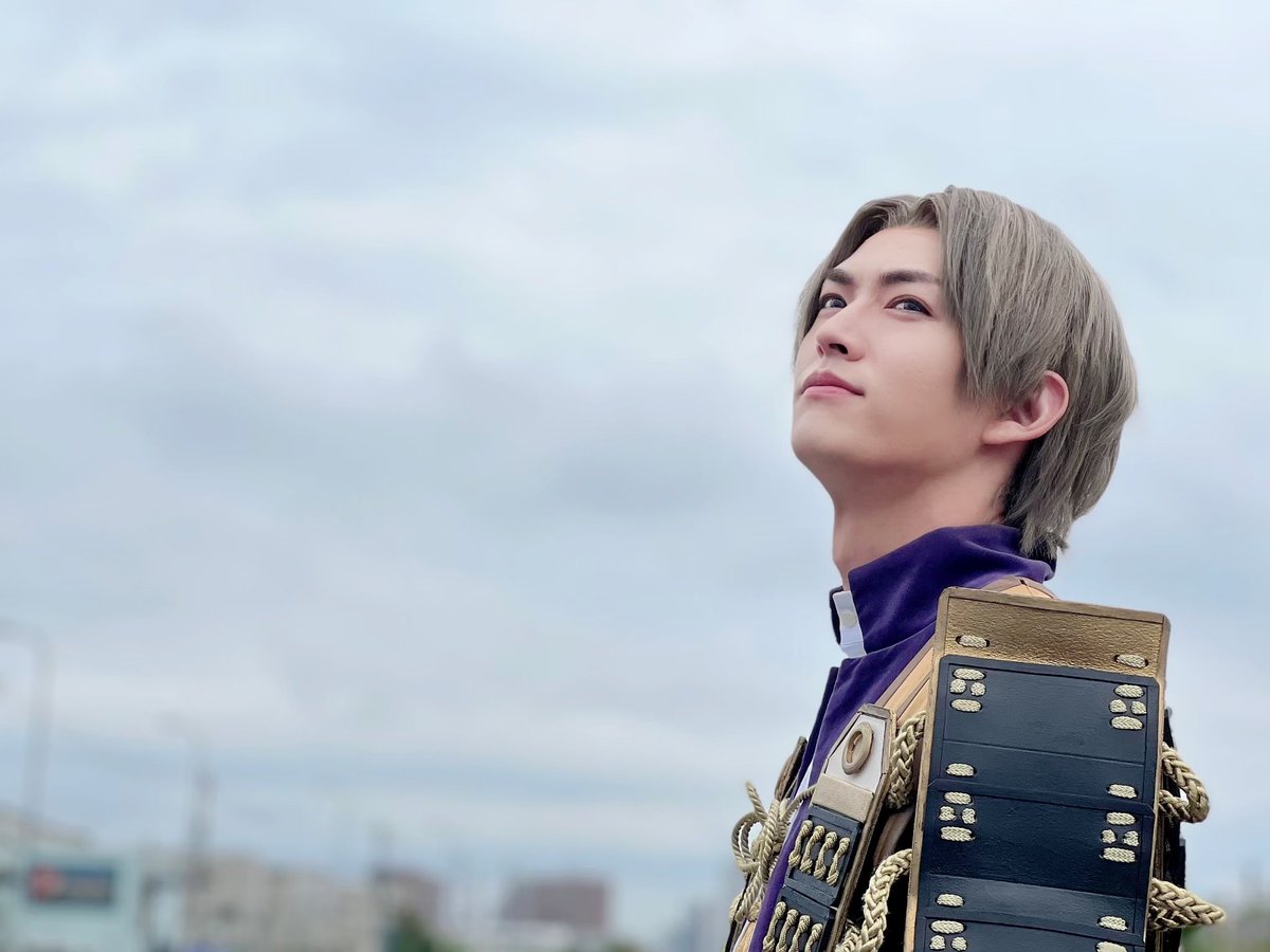 和田雅成 On Twitter 『映画刀剣乱舞 黎明 』 初日舞台挨拶 ありがとうございました この作品が 深く愛されていきますように 最近おハマりイヤーカフ