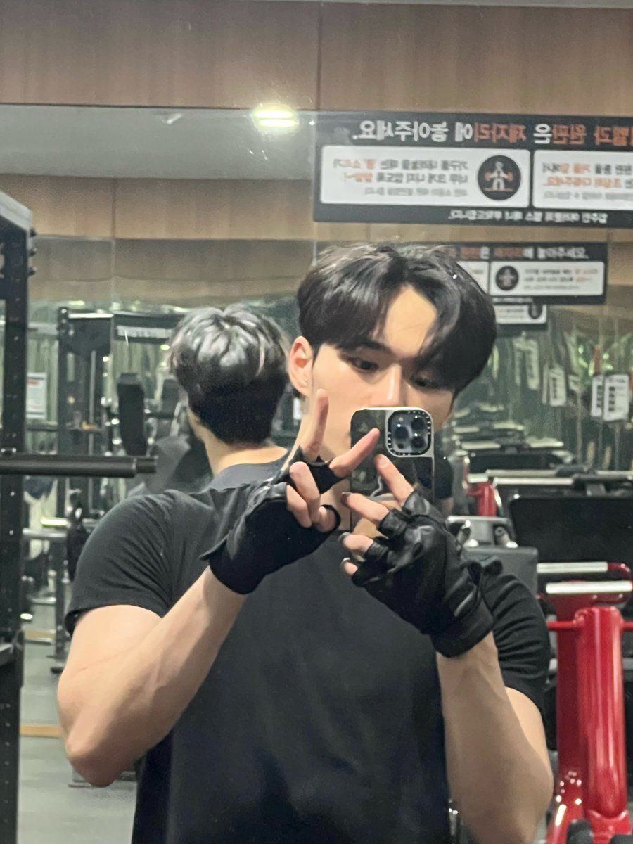 WEi • EN ESPAÑOL • on Twitter: "[230401] — 🦊🫧 bbl update ©️WEiparaguay #위아이 #WEi #루아이 #RUi #김준서 ...