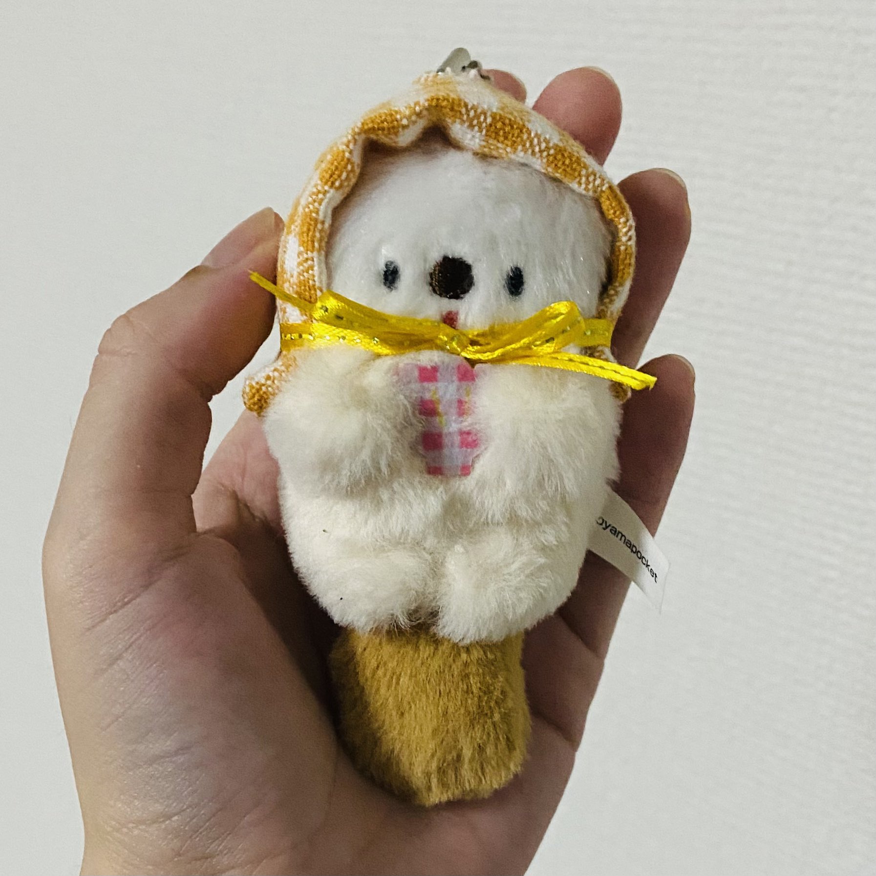 海野もとい/MOTOI on Twitter: "自分も…自分もずきんつけてあげたい…！と思って、不器用ながらちくちくお裁縫しました🙌🏻もっとかわいくなった #ぷかぷかラッコといっしょ ...