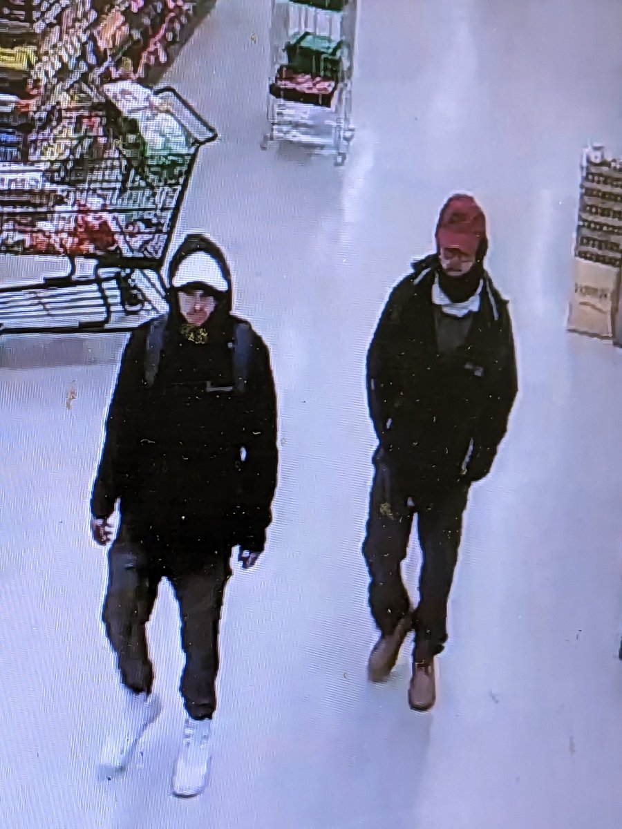 Windsor Police On Twitter Case 23 31607 Suspects Wanted For Armed