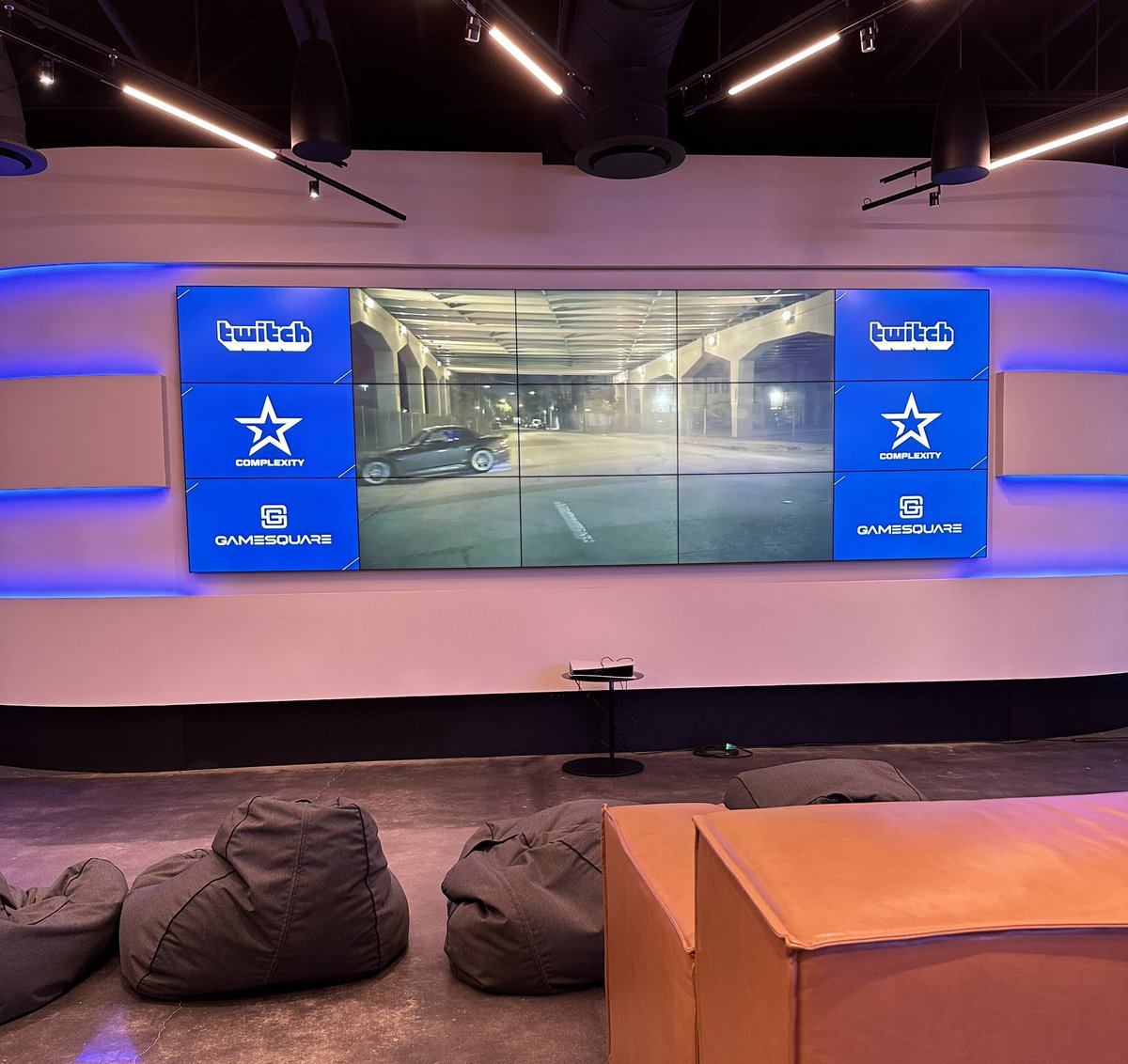 cavern on Twitter: "Complexity Headquarters"