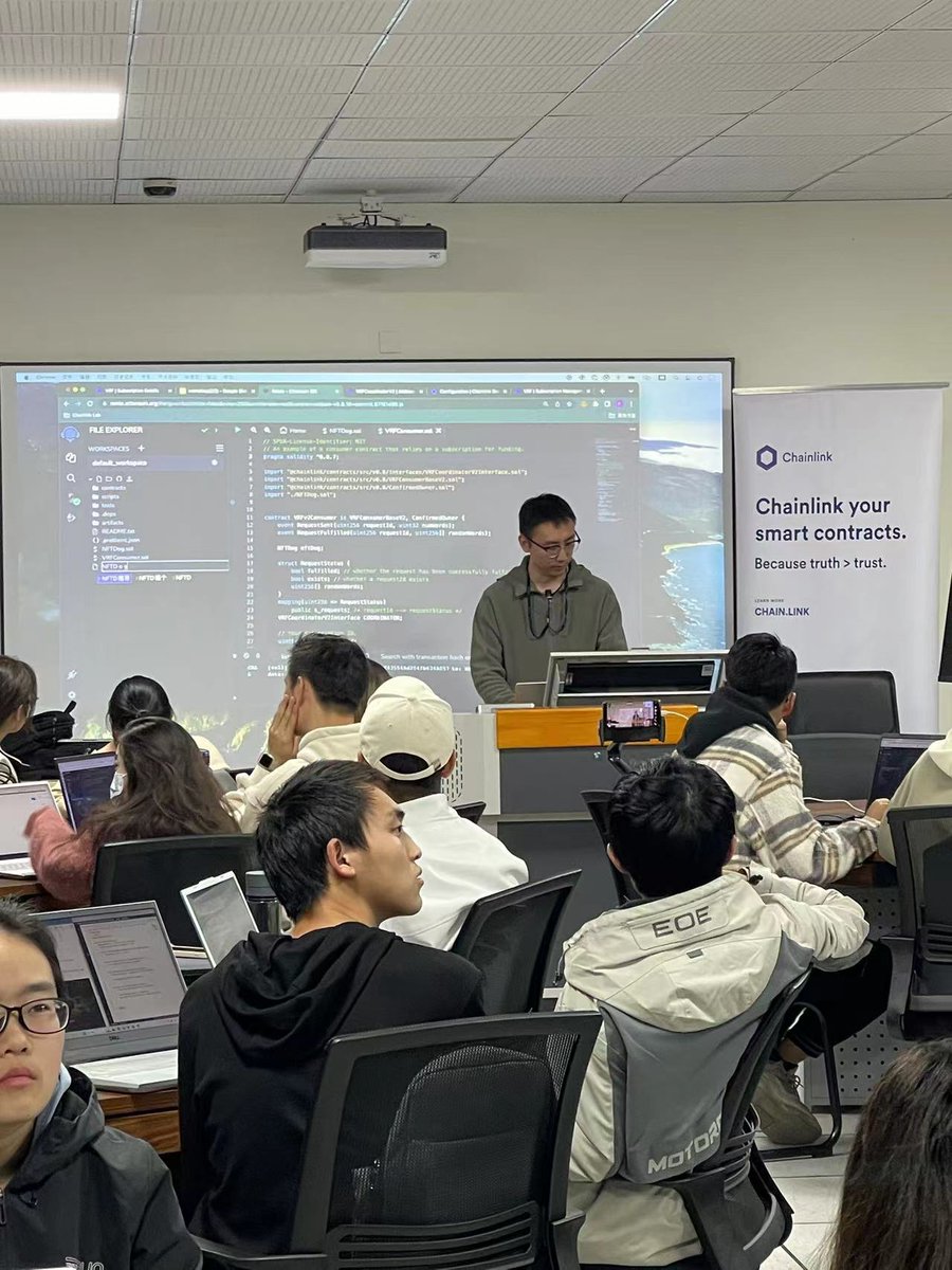 Chainlink - 官方中文账号 on Twitter: "#Chainlink Bootcamp Day 2 为期两天的Bootcamp昨天落下帷幕，感谢@AlongHudson与 ...
