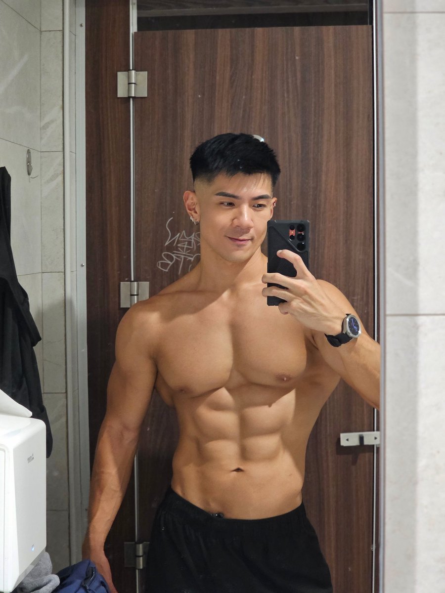 Frandy 陈伟强 On Twitter Daddy