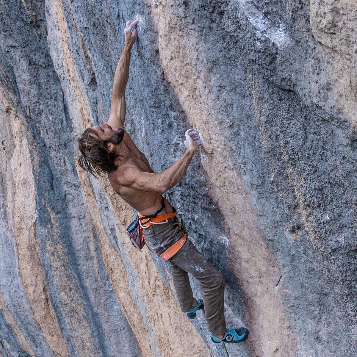 the_8000m on Twitter: "🚨🏔Dans la localité de Siurana (Espagne), le grimpeur Chris Sharma vient ...
