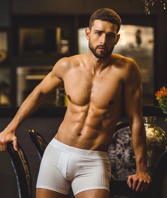 Hot Dudes Good Mood 🇺🇦 on Twitter: "RT @AlcibiadeEroe: Rafael Gubert 💘 @ItsToddW @stevetleonard ...