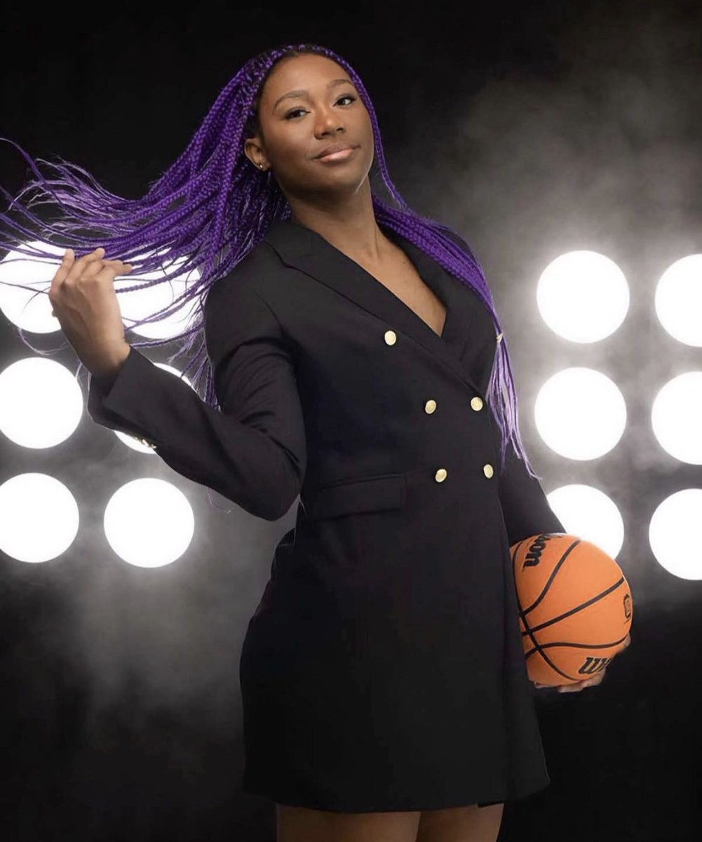 Flagrant Magazine on Twitter: "Some pics you can use when talking about Aliyah Boston"