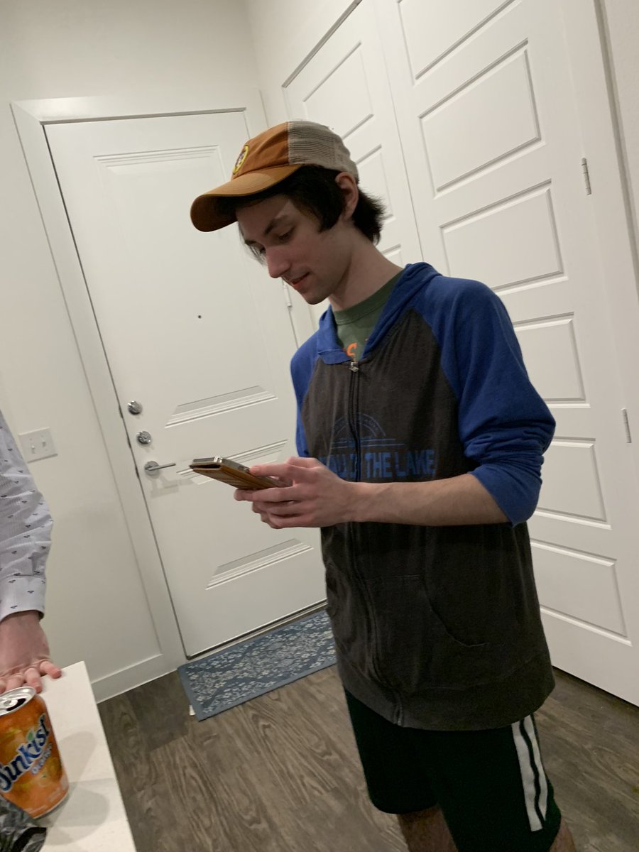 dumpy on Twitter: "where should i touch him"