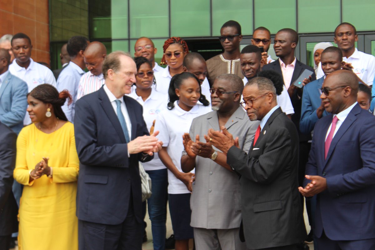 Université de Lomé on Twitter: "Signature ce samedi, 1er avril 2023 au @cersatogo1 du protocole ...