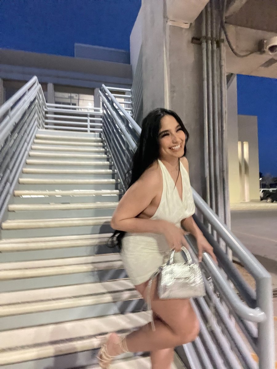 raelina on Twitter: "TWENTY THREE 🎂🦋"