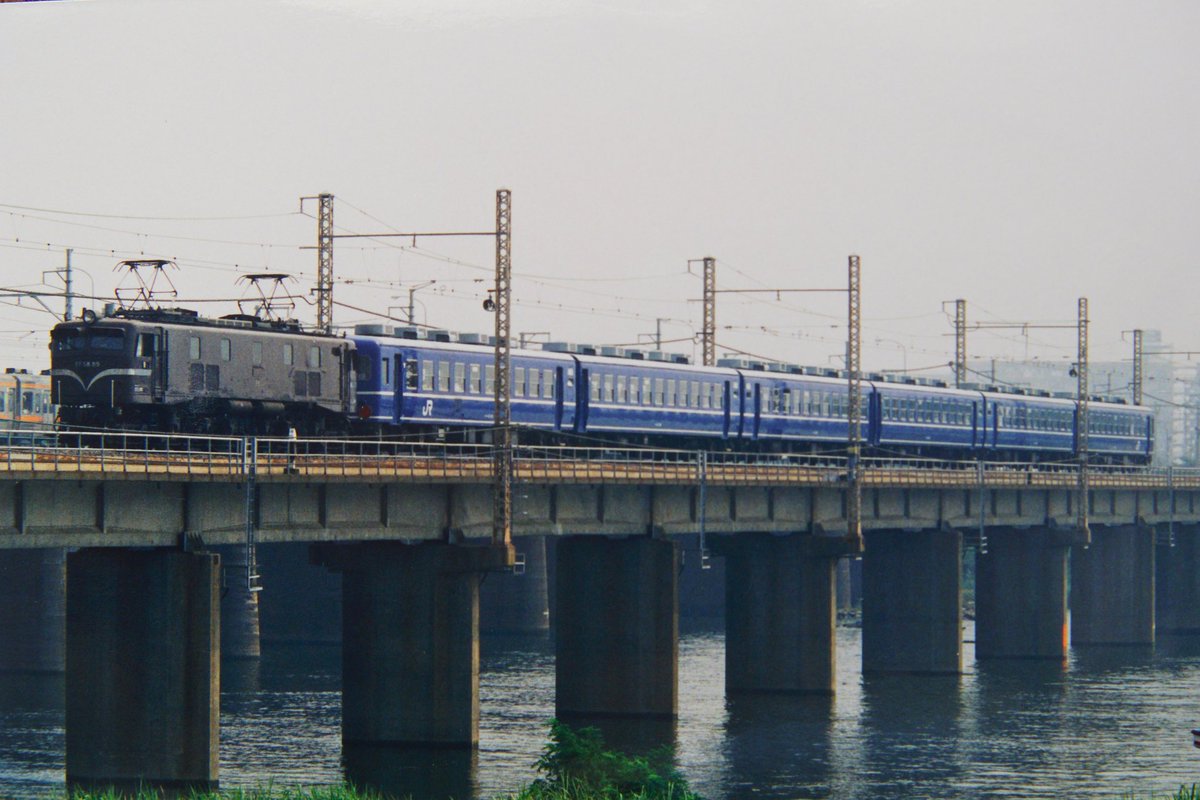 3しま on Twitter: "#みんなの12系6両見せて EF58 89+12系 馬入、懐かしいな😇"