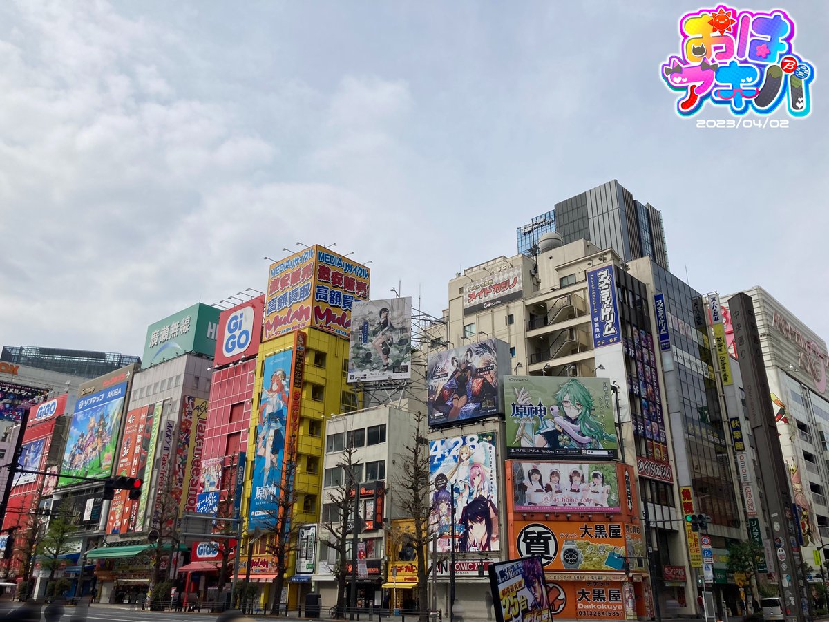 ビックカメラAKIBA【公式】🌸アキバたん🐱(@bic_akiba) - Twilog