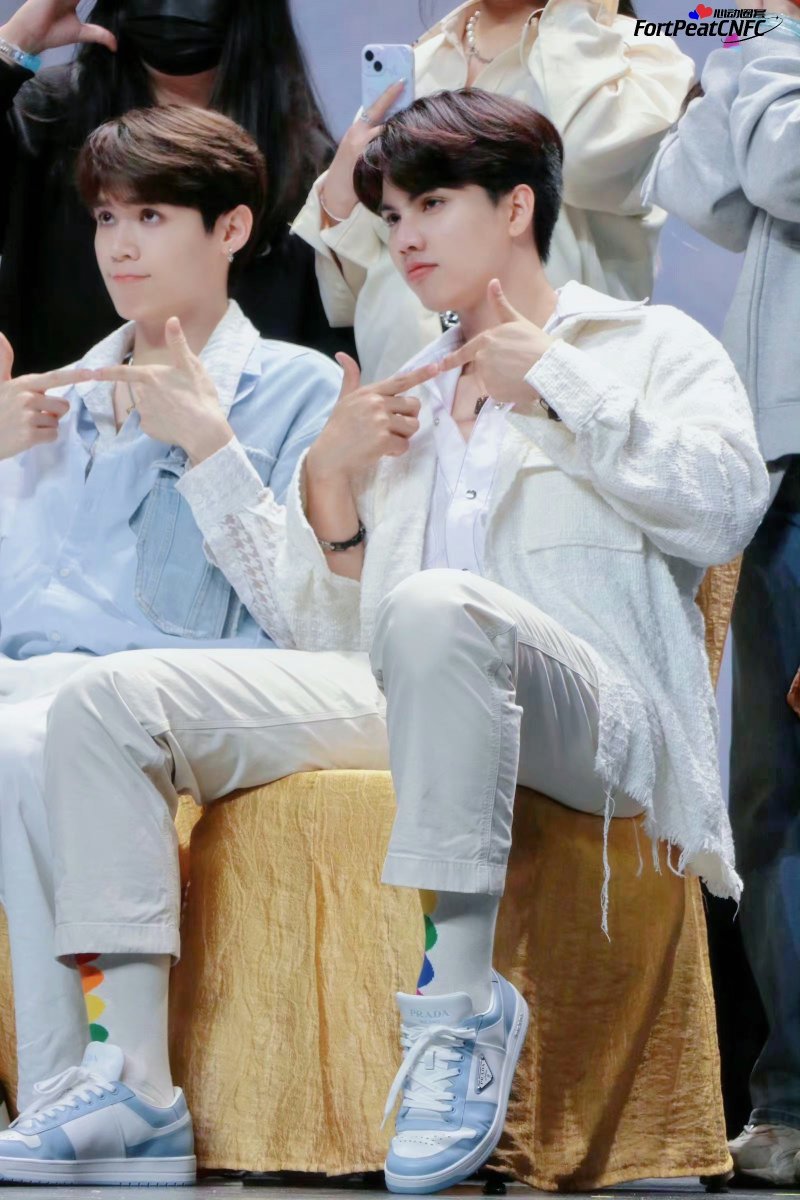 FORTPEAT PHILIPPINES OFFICIAL on Twitter: "RT @FortPeat_CNFC: Kiss kiss for my love 🐠 @fort_fts ...