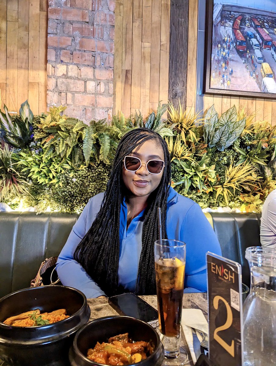 slightly used virgin😌💅🏼 on Twitter: "RT @Bee_Steph: Good morning 😘 From Onyi babes😘😂"