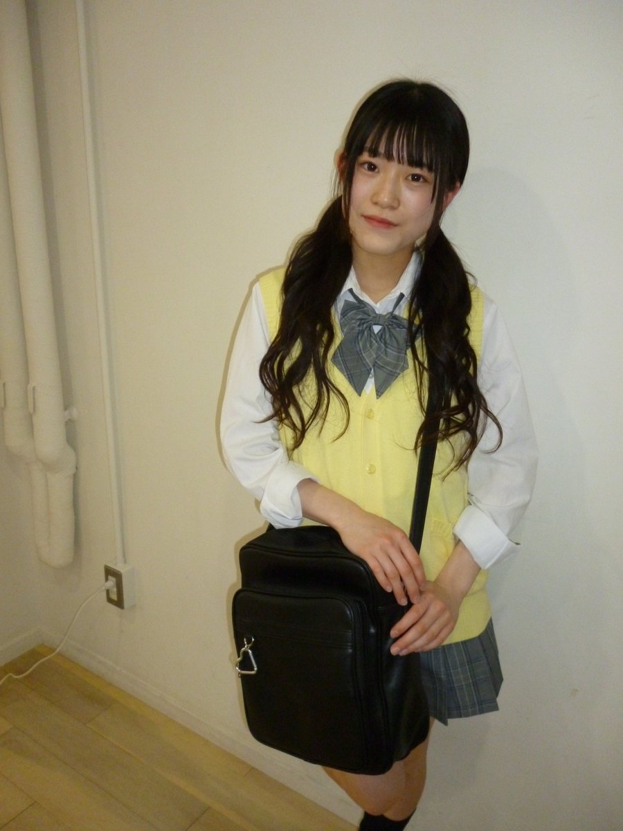 まこと on Twitter: "da-gashi☆ 個別撮影会～春・卒業スタイルver.～ ＠ スタジオユニット阿波座 3部 da-gashi☆ 💜エマ💜 #dagashi #駄菓子アイドル ...