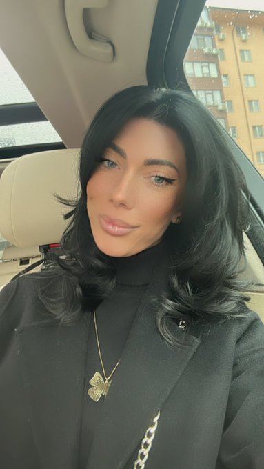 TW Pornstars - 👑 Vivienne Ruth 👑. The most retweeted pictures and ...