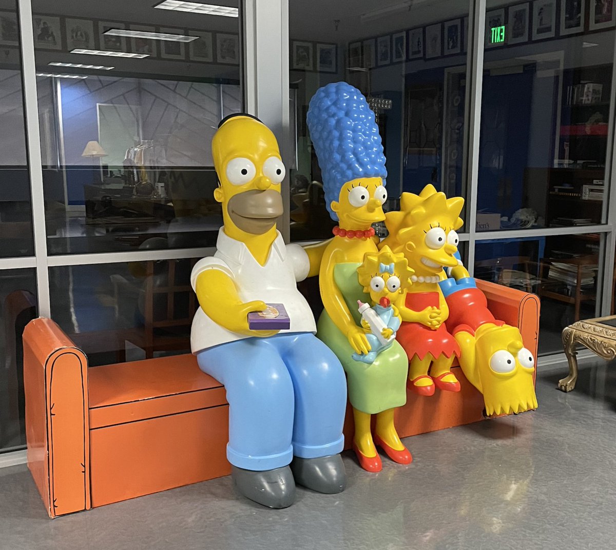 Join the fam! An original group of Simpsons family character theatrical ...