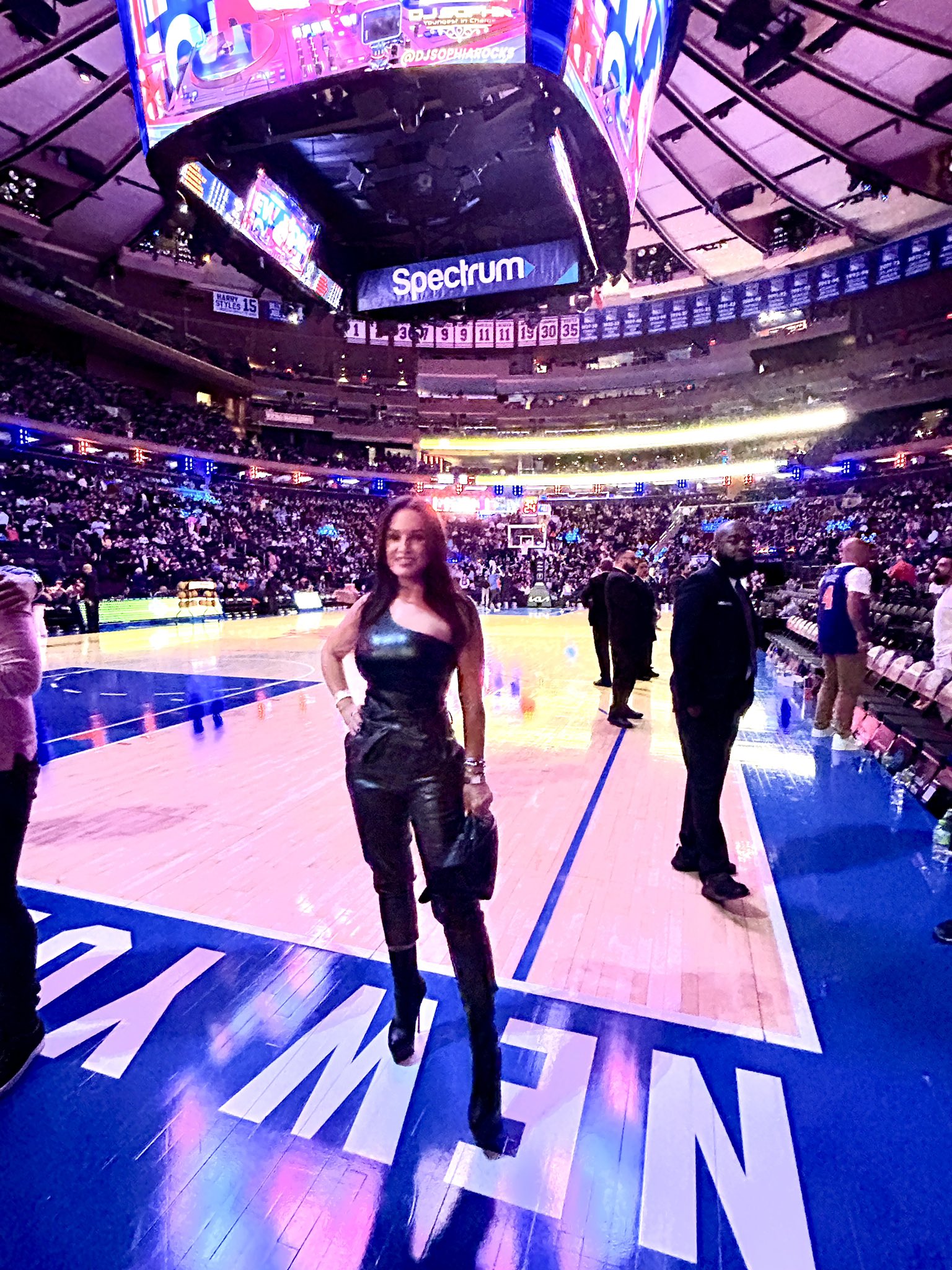 TW Pornstars - 1 pic. Lisa Ann. Twitter. Thank you @TicketRev for ...