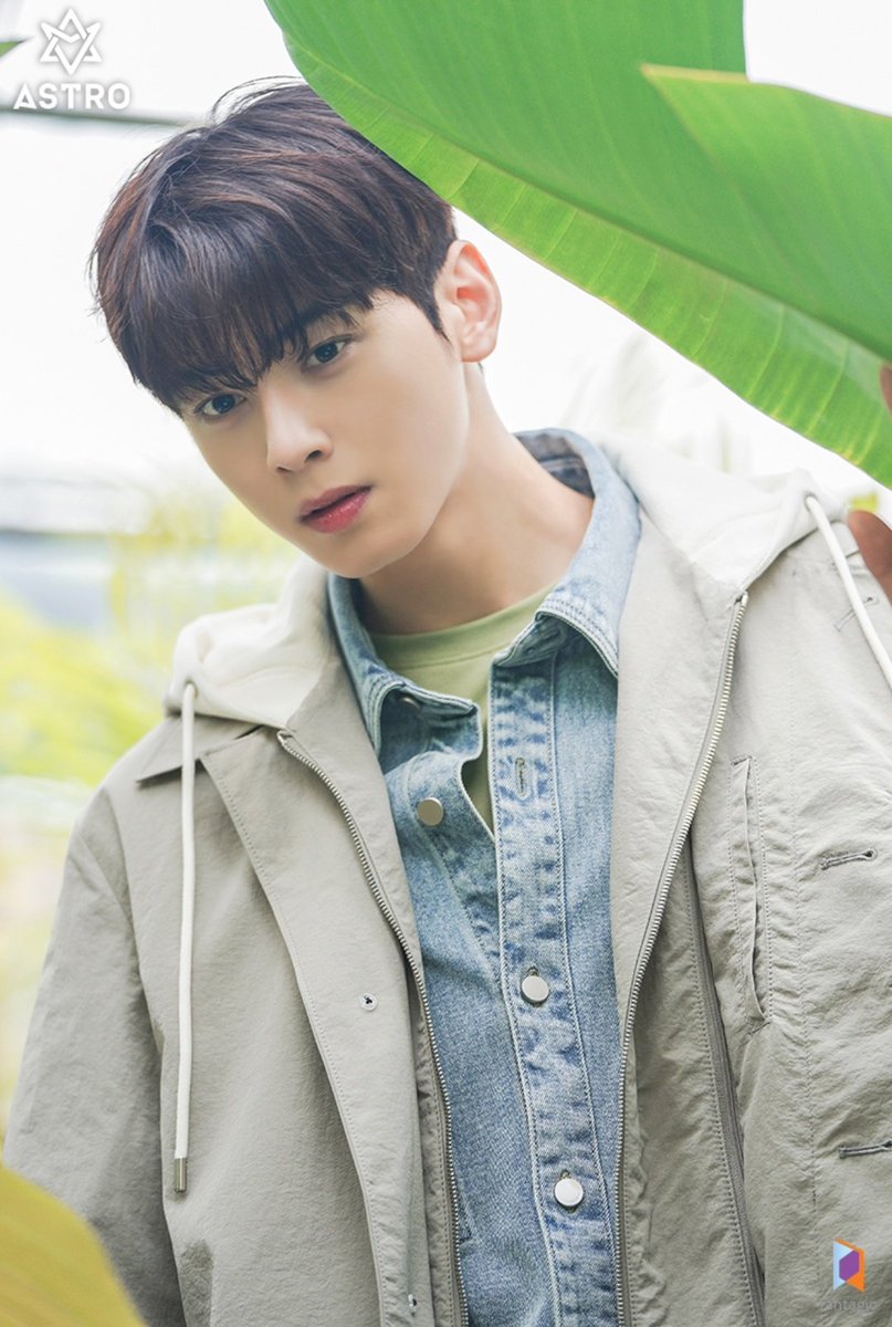 Cha Eun Woo 차은우 Daily on Twitter: "Cha Eun Woo x Liberclassy Querencia.. https://m.post.naver ...