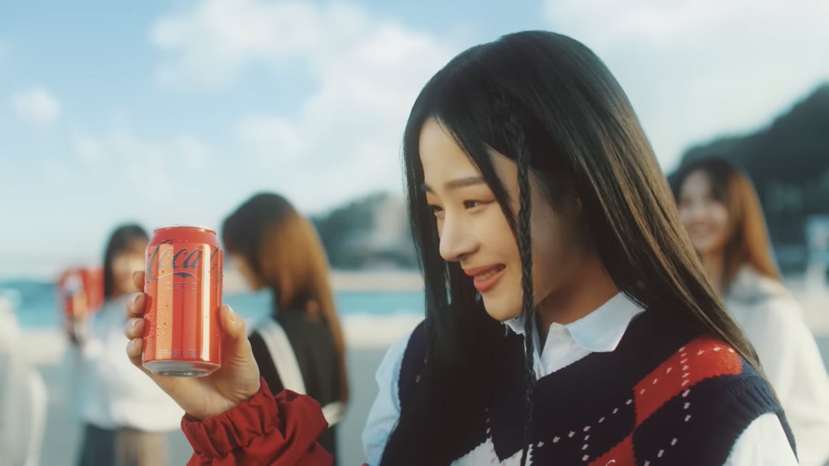 newjeans pics on Twitter: "Minji in 'ZERO' MV"