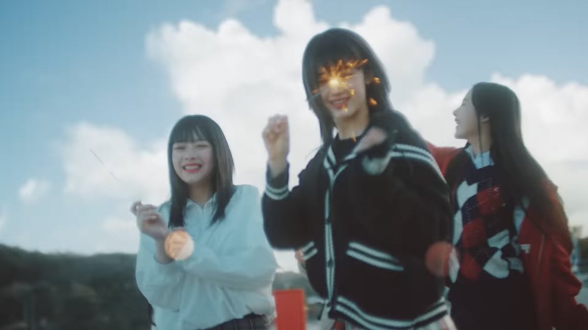 newjeans pics on Twitter: "Danielle in 'ZERO' MV"