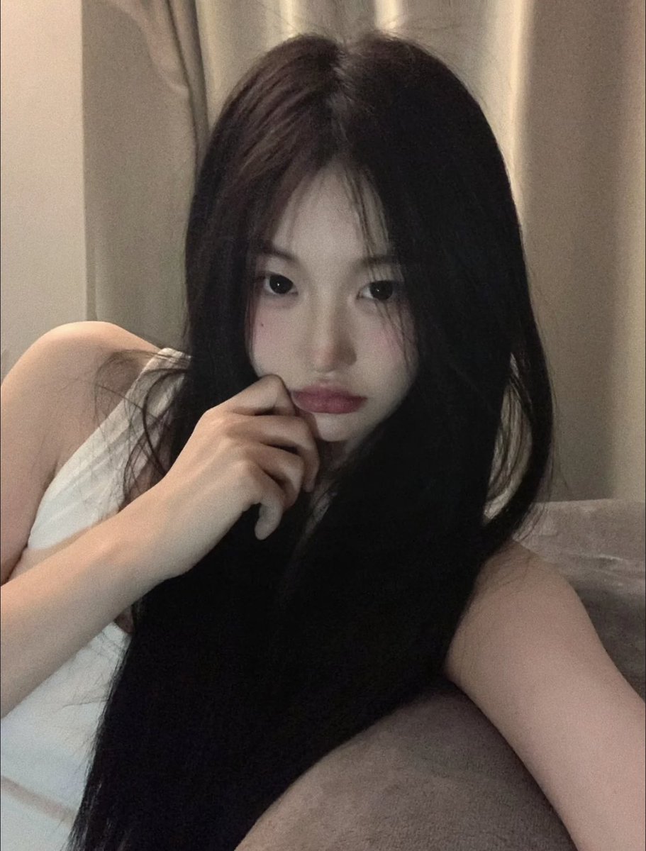 Ulzzang Girl On Twitter Red 995504394