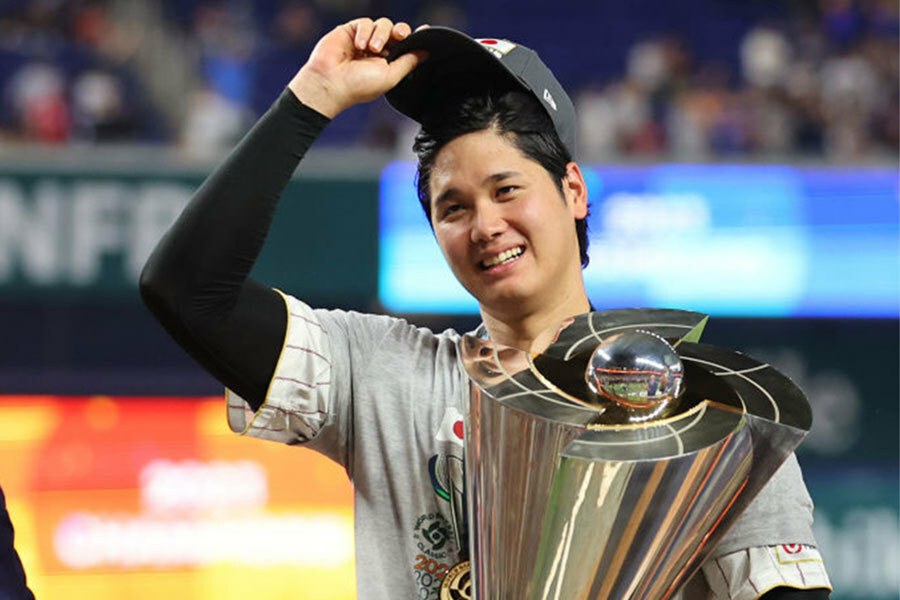 ほたるいか on Twitter: "RT @gnomotoke: WBC優勝トロフィーを全国で展示 12球団の本拠地巡回…野球殿堂では数時間待ち大人気（Full-Count）- Yahoo ...