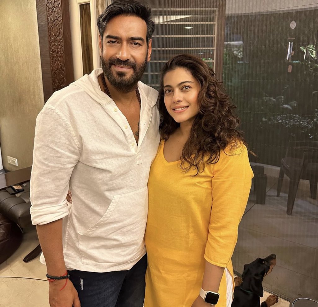 Umair Sandhu on Twitter: "#Kajol has a habit of laughing without reason, #AjayDevgn’s movie # ...