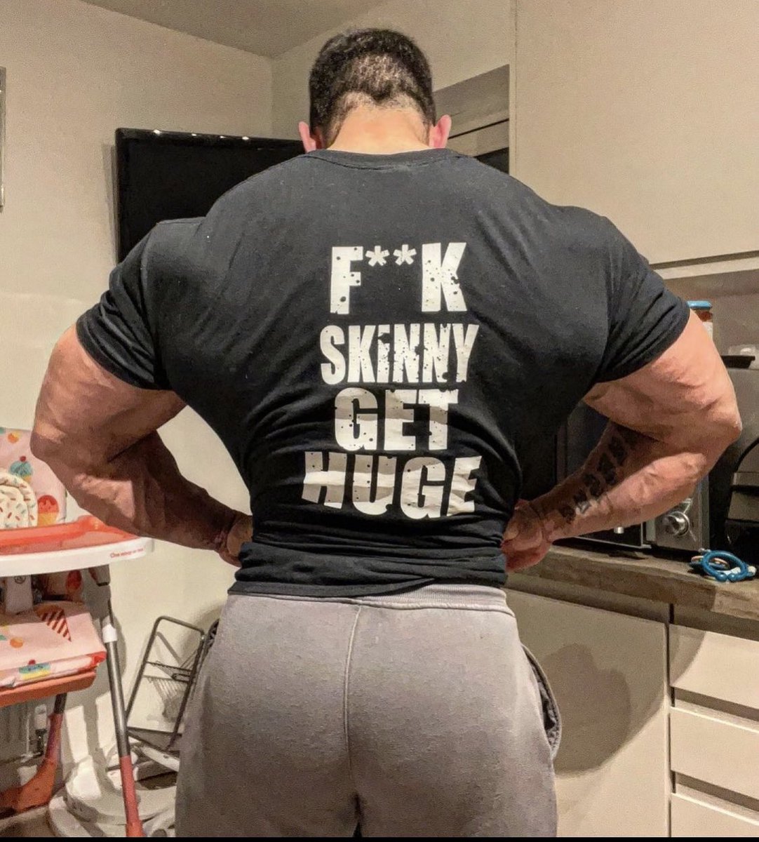 Muscle Guy on Twitter: "RT @DreamerInthe: No ID. I wonder why this turns me on as much as it ...