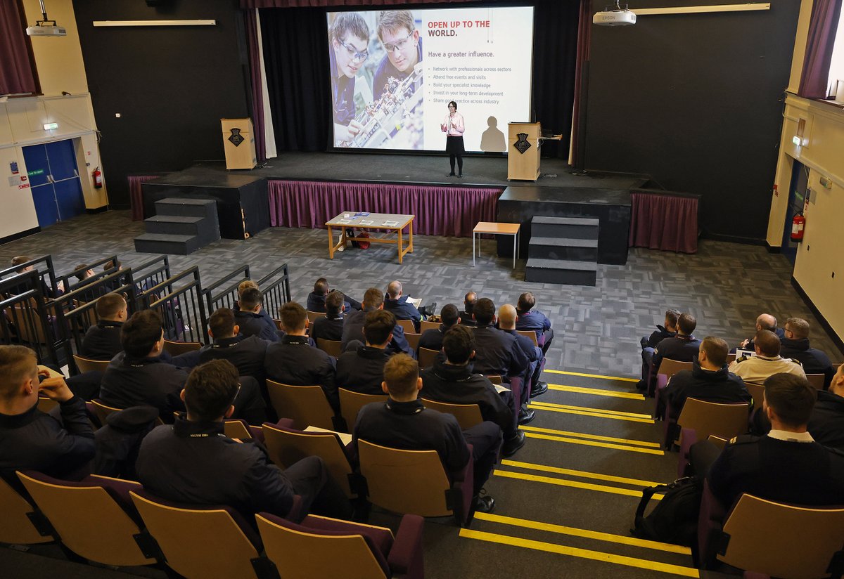 IET on Twitter: "RT @HMSsultan: Our highly skilled @RoyalNavy Marine & Air engineers received ...