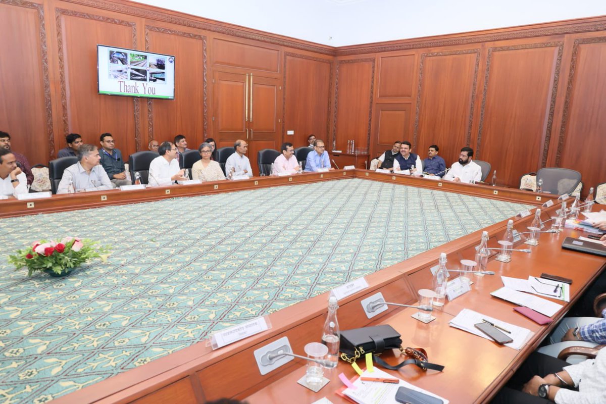 Devendra Fadnavis on Twitter: "RT @Devendra_Office: 🚉 Good news for millions of railway ...