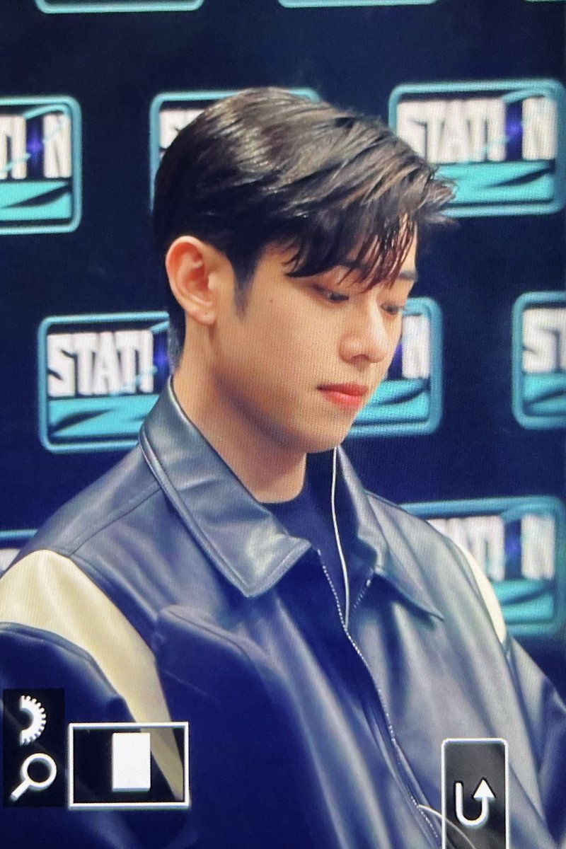 DONGHYUN THAILAND on Twitter: "RT @StarSailor_0917: 230403 #AB6IX #에이비식스 #김동현 #동현 #동현이의_가장_가까운"