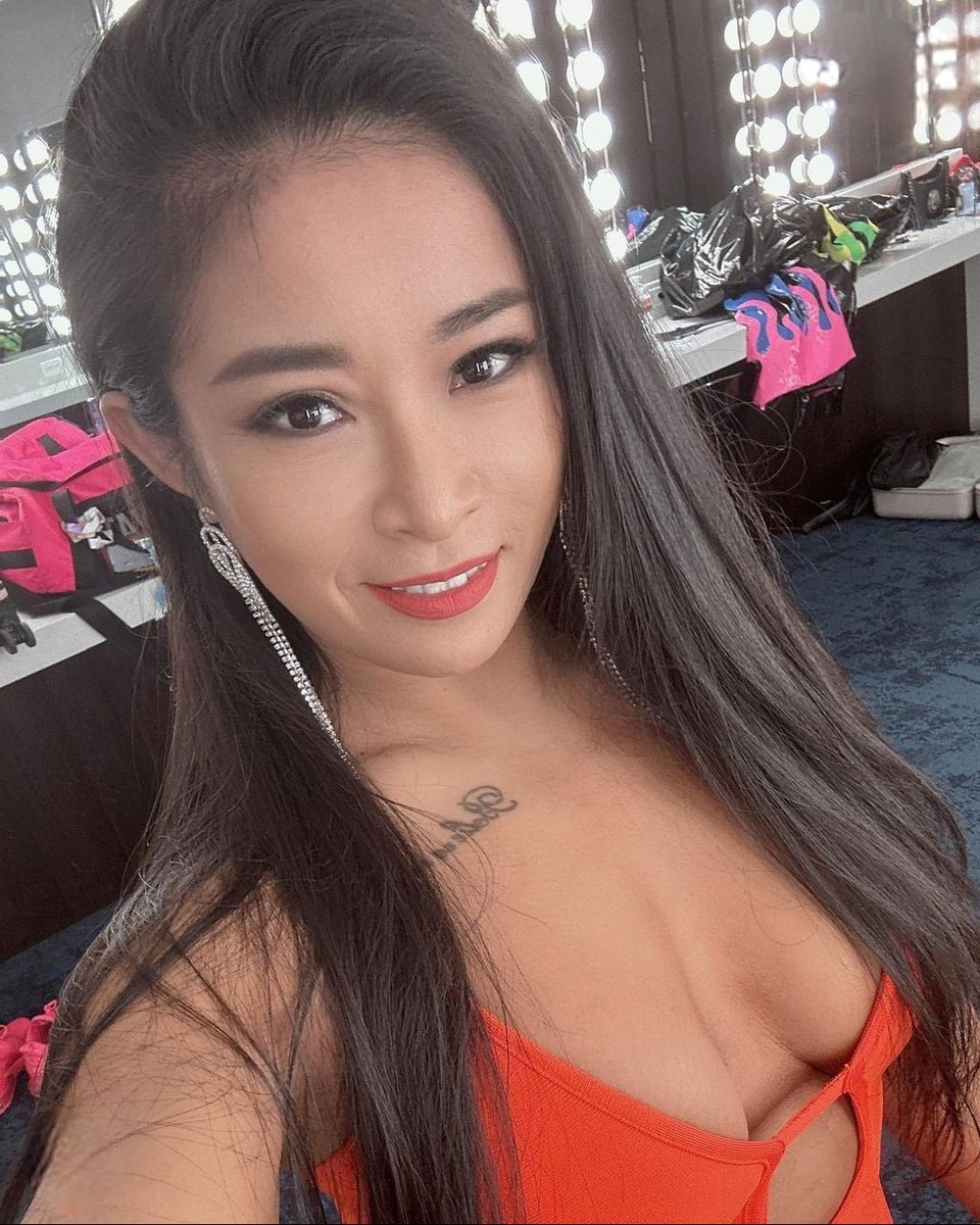 🎵 Joshi Jamz 🎵 on Twitter: "RT @MaskedRyder: TL pressure from Ms XIa Li!😍🔥"