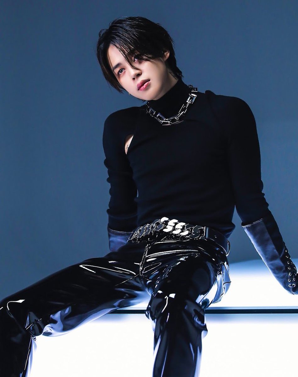 Pop Base On Twitter Jimin Becomes The First Member Of Bts To Earn A