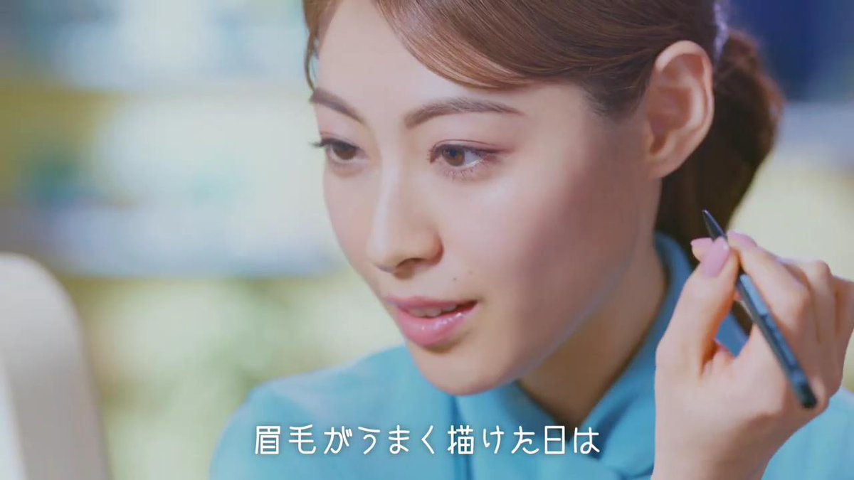 動画NOW on Twitter: "瀧本美織 が出演する セザンヌ化粧品 のCM 「超細芯アイブロウ」篇。 https://douganow.jp/archives ...