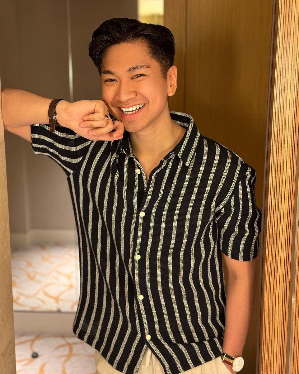 Henry Tran on Twitter: "Date night 🌹"