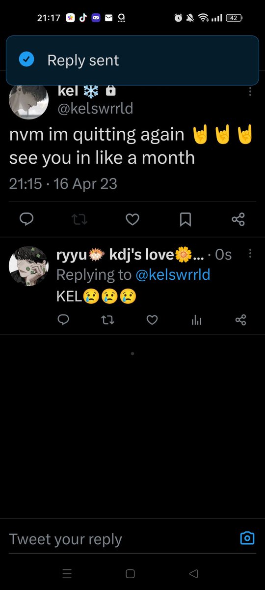 ryyu🐡 kdj's love🌼 🛌 on Twitter: "Shitty day🦵🦵"